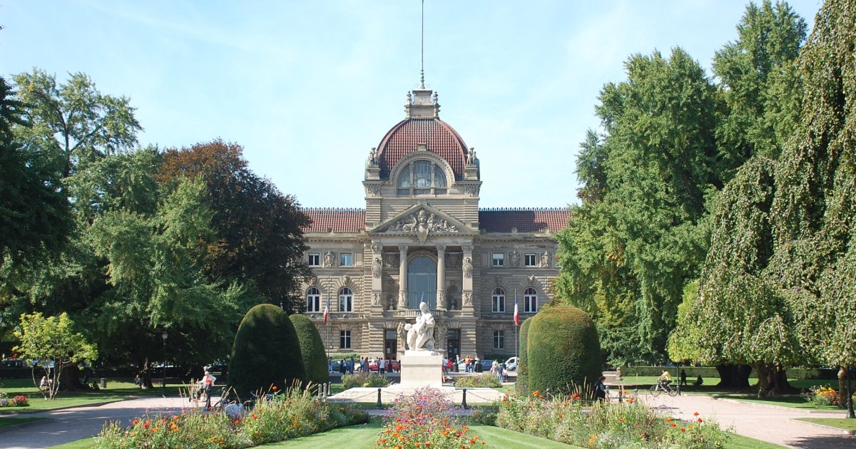 Strasbourg fête son Palais universitaire - Le Taurillon